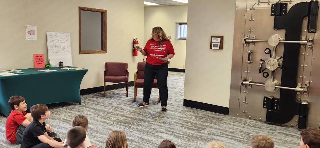 #PowerofCommunityWeek - Premier Community Bank